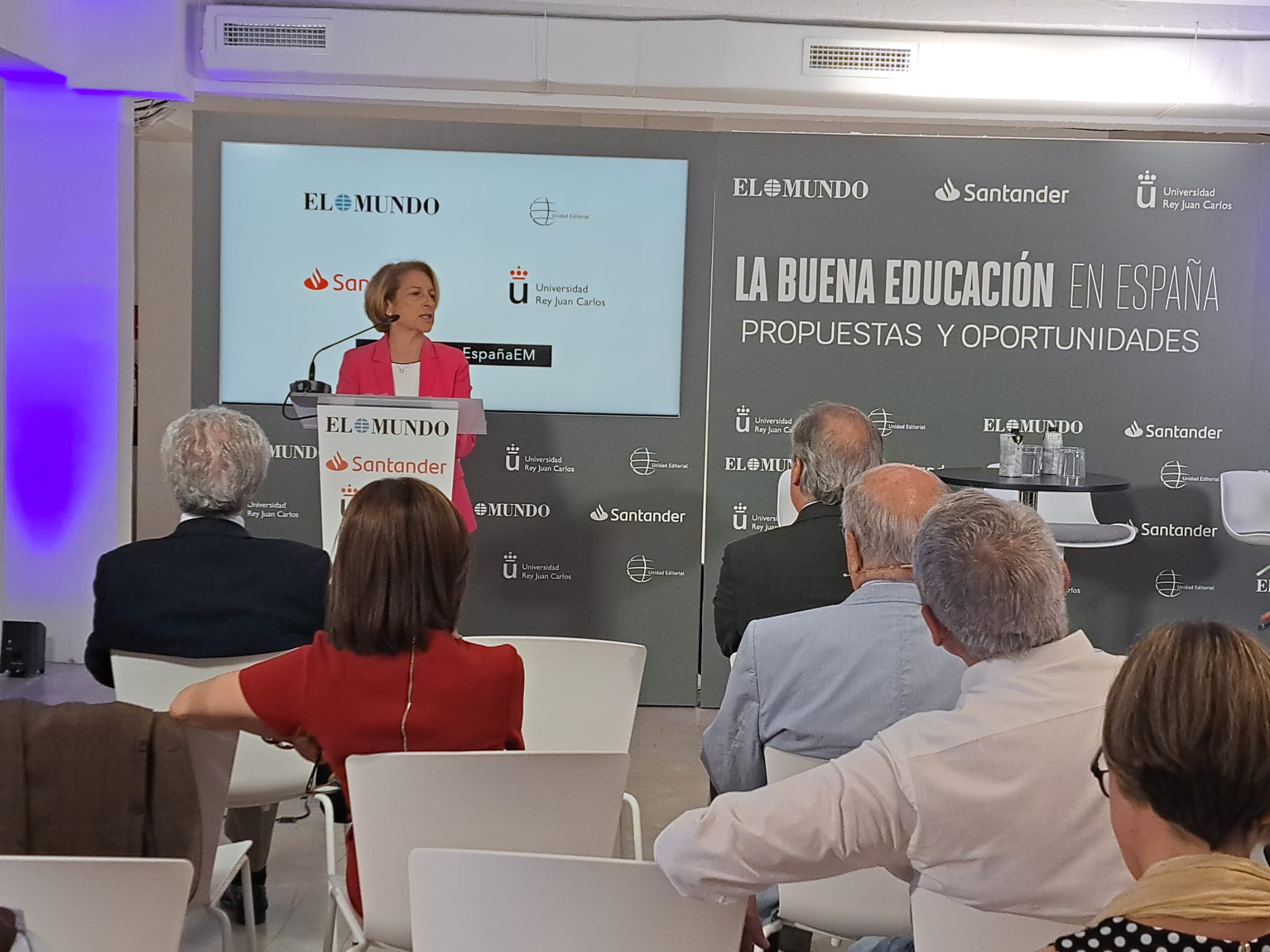 Visiedo destaca la importancia de la formación continua y su necesario ...